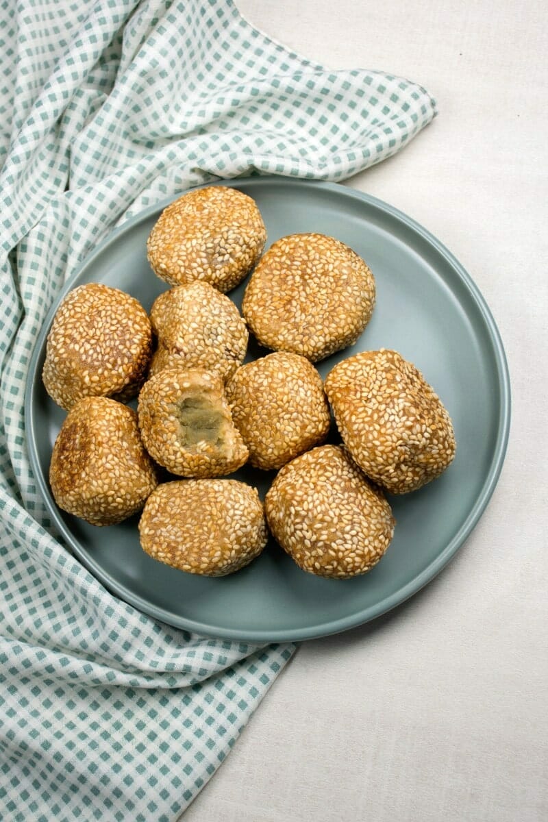 Buchi Recipe: Delicious Chewy, Fried Sesame Balls Dessert