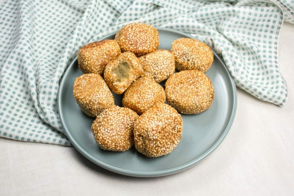 Buchi Recipe: Delicious Chewy, Fried Sesame Balls Dessert