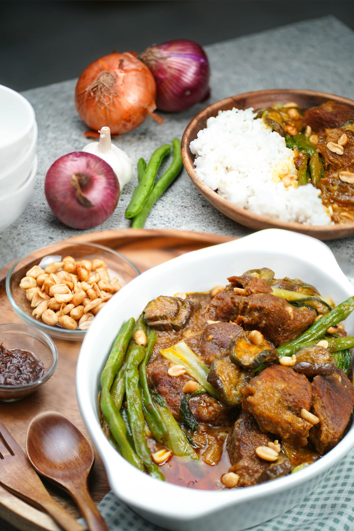 Kare-kare Beef - Filipino Peanut Beef Stew